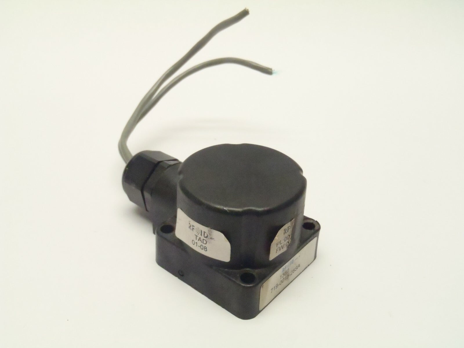 RFID Inc 719-0015-28SA Radio Frequency Hockey Puck Antenna 148KHz