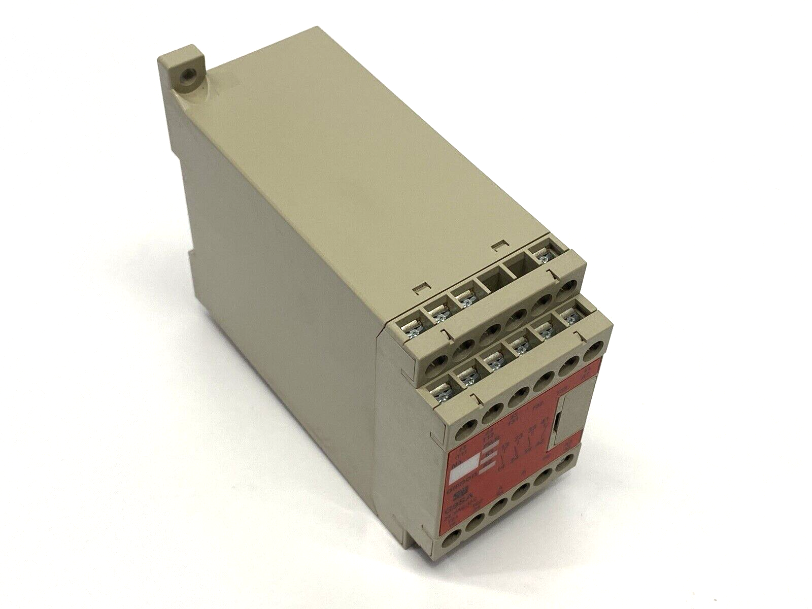 G9SA-301 | Omron G9SA-301 Safety Relay Unit 24VAC/DC