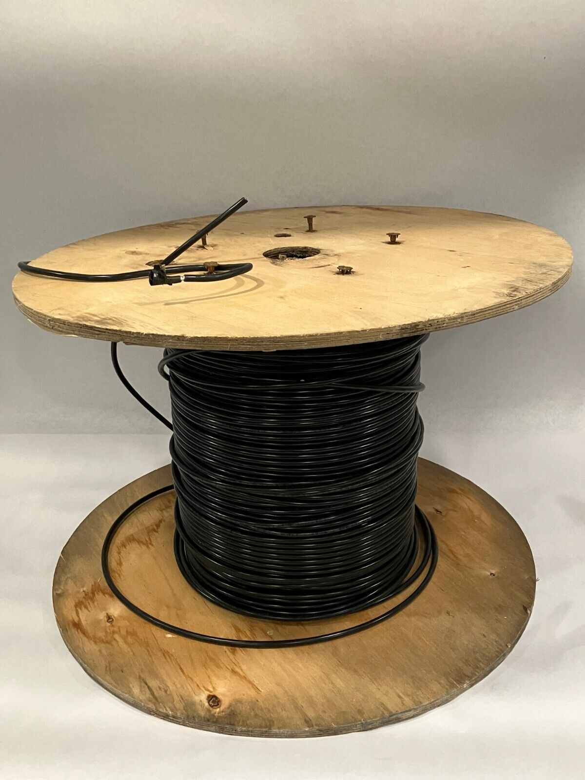 3091A | Belden 3091A Shielded Tray Cable 16 AWG 3C 600V Black 495' FT