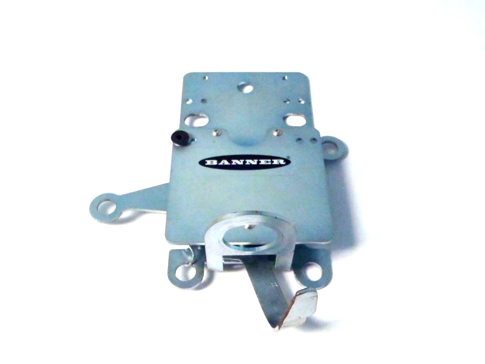 SMBARPR30, 12062 | Banner SMBARPR30 Andon Rope Pull Bracket Right Side ...