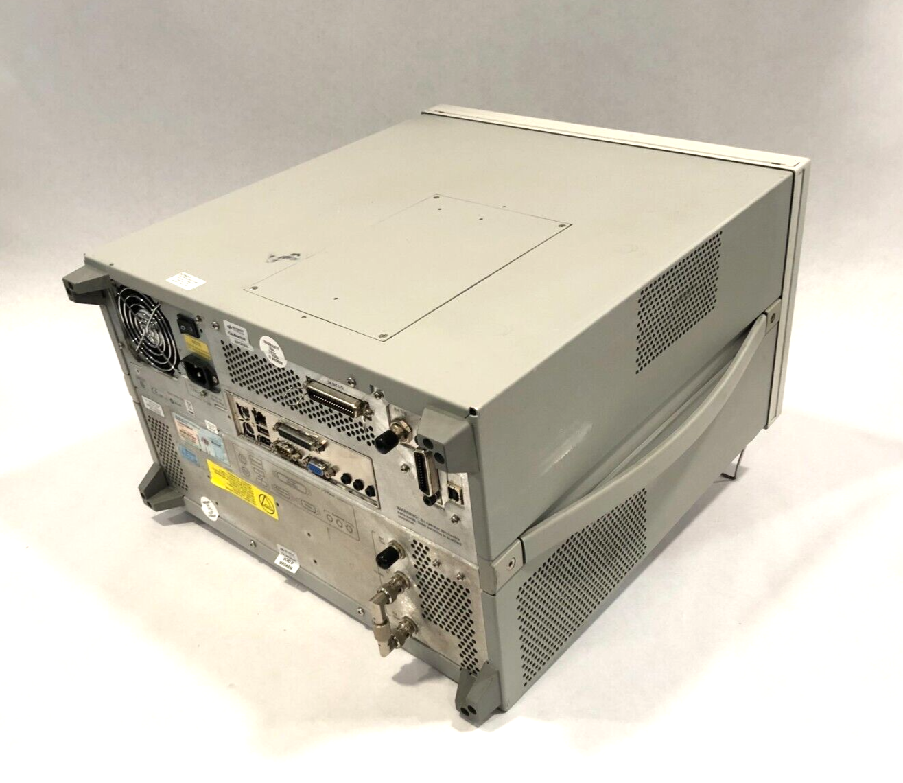 Agilent E5052A Signal Source Analyzer, 10 MHz - 7 GHz, E5052A-CFG001 ...